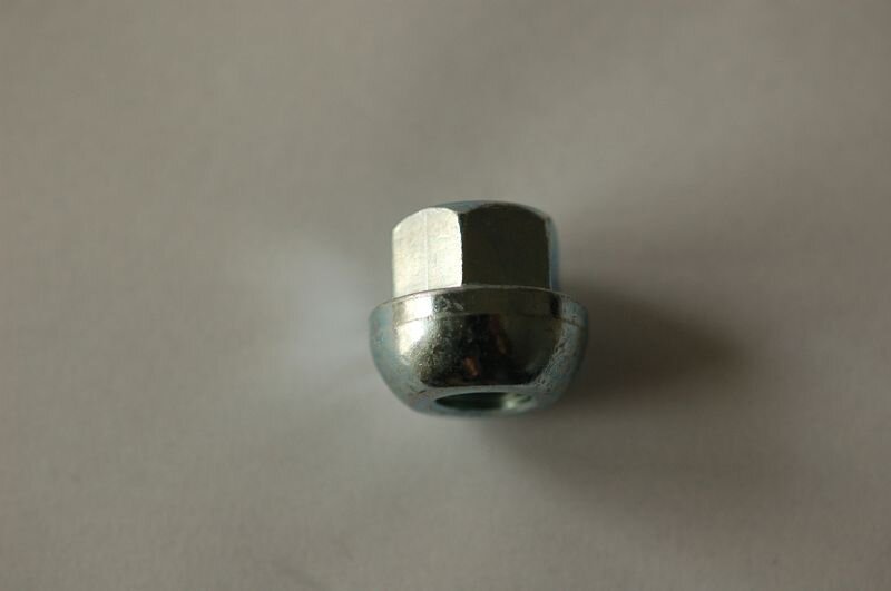 H&R Befestigungsmutter Kugel R13mm M12 x 1,5 22mm, 2,00